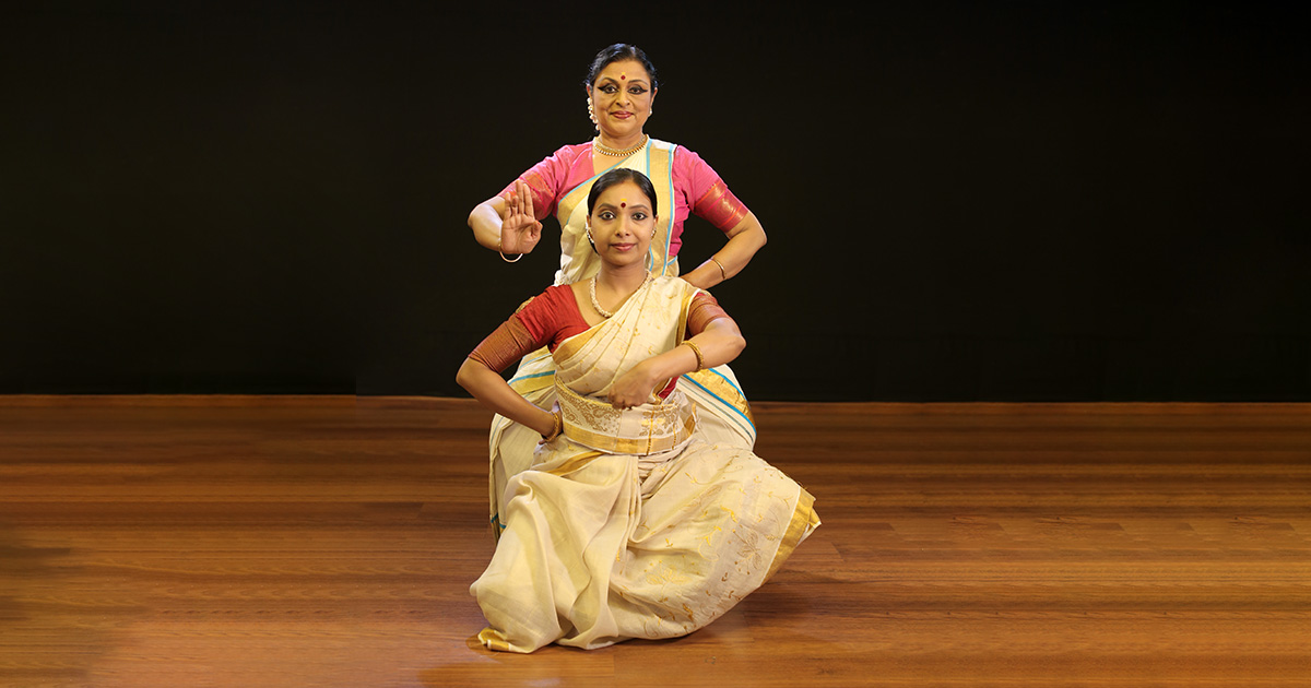 Learn Paithal Ganapathy dance lessons by Deepti Omchery Bhalla ...